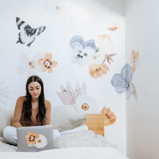 Get Inspired By The Latest Wall Decor Trends | Urbanwalls – Urbanwalls ...